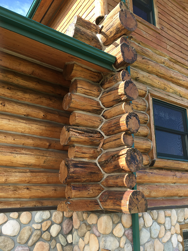 Rocco's Log Restoration: Log Home Restoration Montana